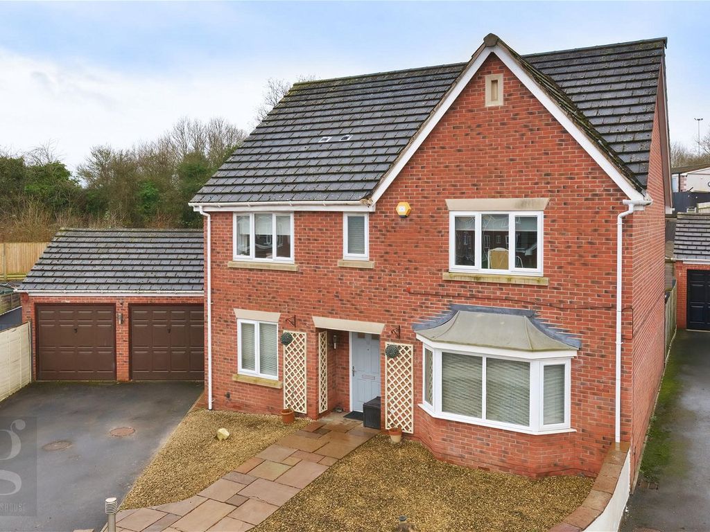 4 bed detached house for sale in Upper Field Close, Hereford HR2, £ ...