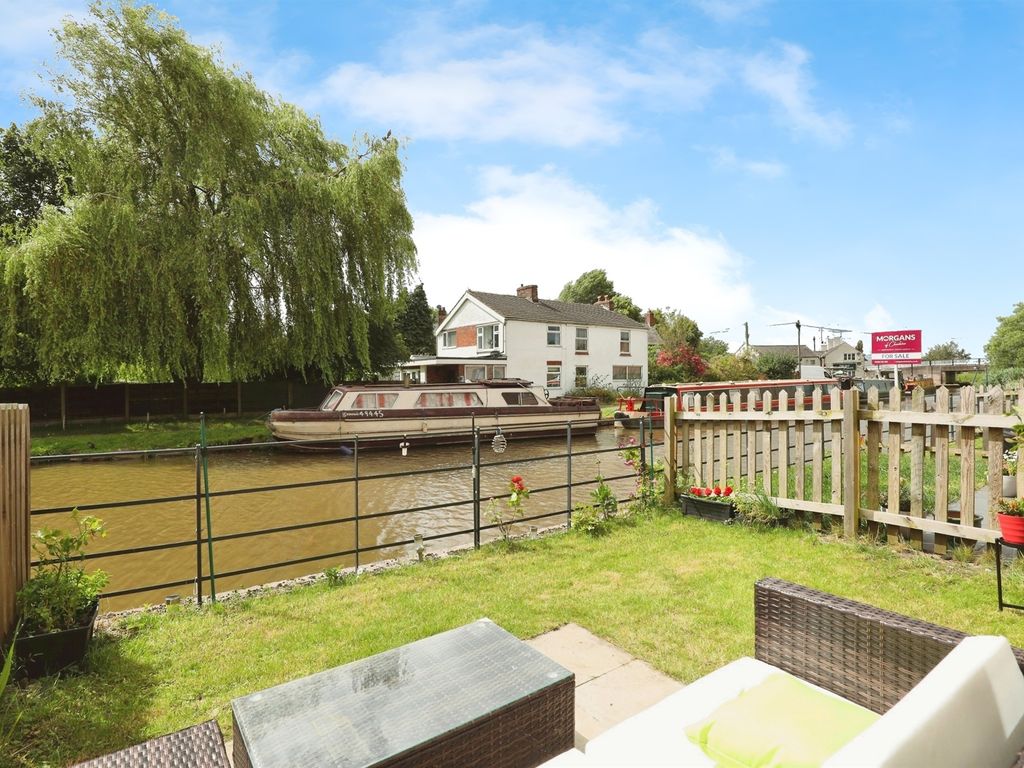 3 bed terraced house for sale in Lock View, Rudheath, Northwich CW9, £ ...