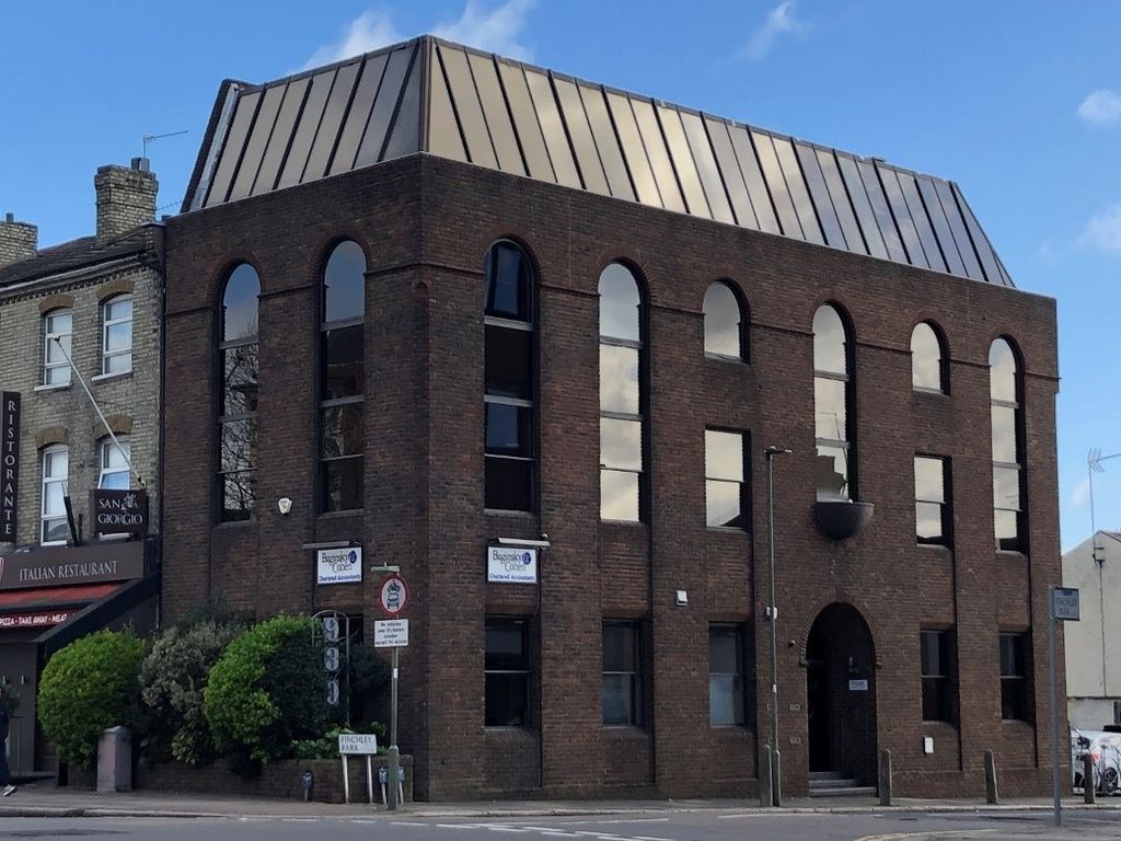 Office to let in High Road, London N12, £12,000 pa - Zoopla