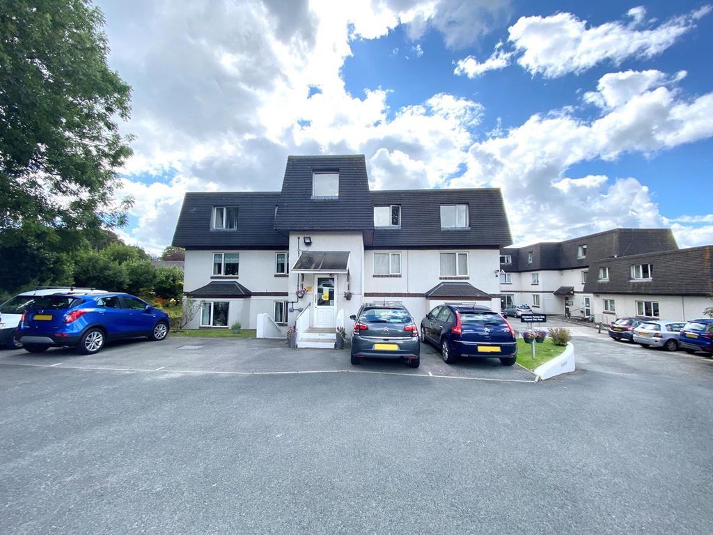 2 bed flat for sale in Trevarthian Road, St. Austell PL25, £90,000 - Zoopla