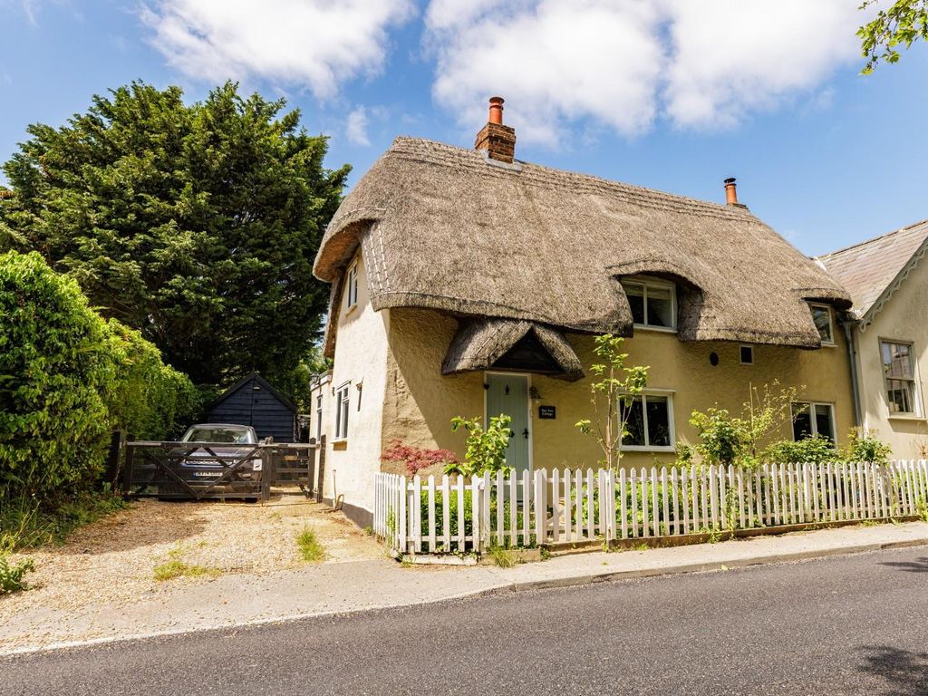 3 bed cottage for sale in Bay Tree Cottage The Street, High Roding ...