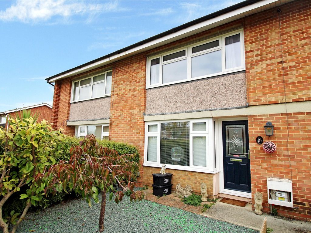 2 Bed Terraced House For Sale In Hathaway Road Swindon Wiltshire Sn2