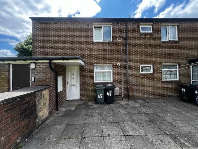 2 bed flat for sale in Hendford Drive, Bradford BD3, £50,000 - Zoopla