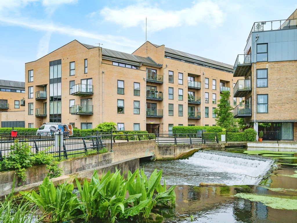 1 bed flat for sale in The Embankment, Nash Mills Wharf, Hemel ...