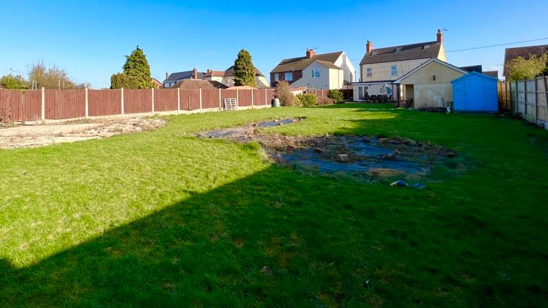 3 bed detached house for sale in Neap House Road, Gunness, Scunthorpe ...