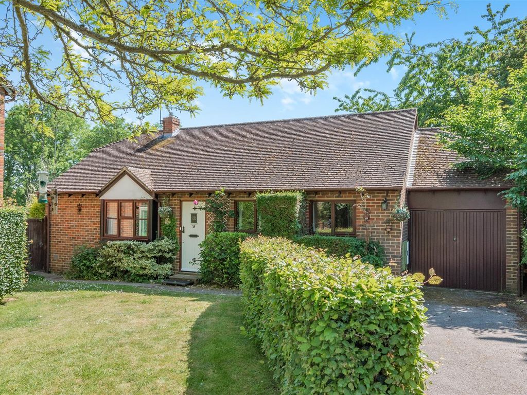 3 Bed Detached Bungalow For Sale In Bodsham Crescent Bearsted