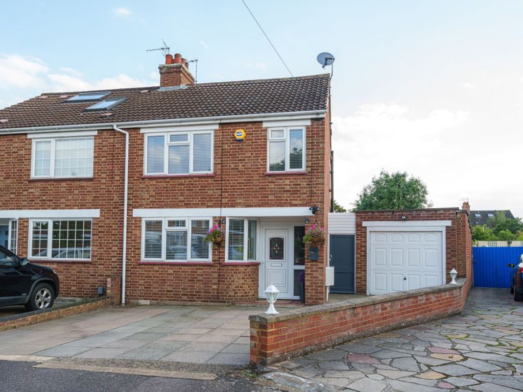 3 Bed Semi Detached House To Rent In Addison Close Kempston Bedford
