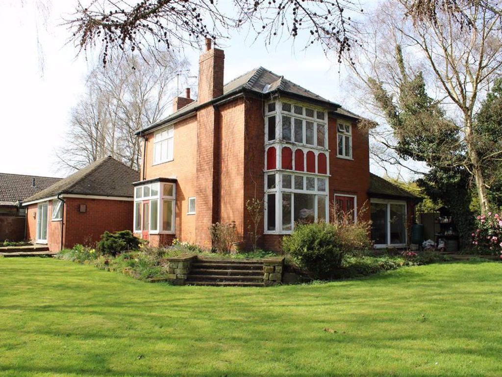 3 bed detached house for sale in Victoria Road, Pinxton, Nottingham ...