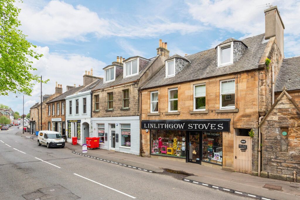 3 bed flat for sale in High Street, Linlithgow EH49, £285,000 - Zoopla
