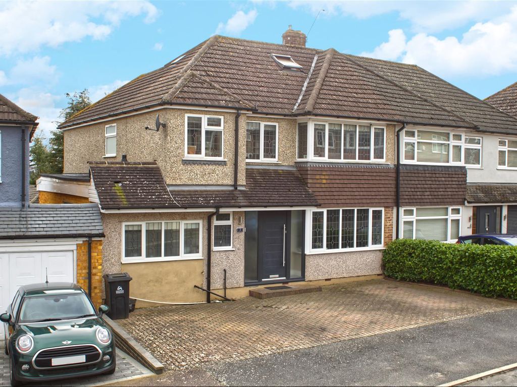 5 bed semi-detached house for sale in Sheldon Close, Cheshunt, Waltham ...