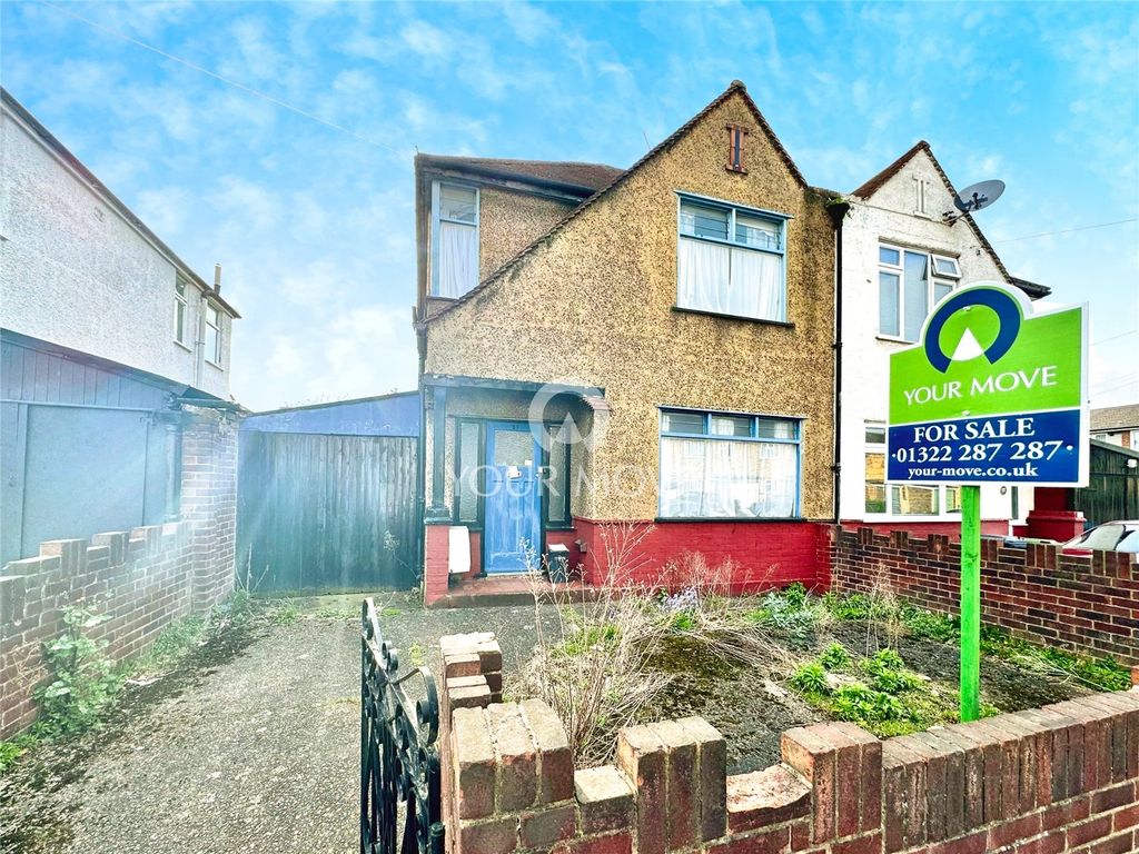 3 Bed Semi Detached House For Sale In Milestone Road Dartford Kent