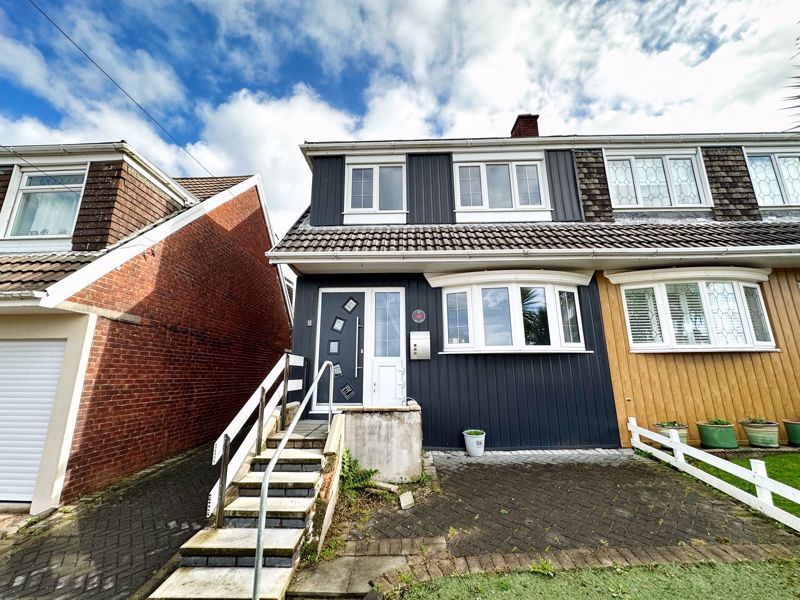 3 Bed Semi Detached House For Sale In Brynau Wood Cimla Neath Sa11 £