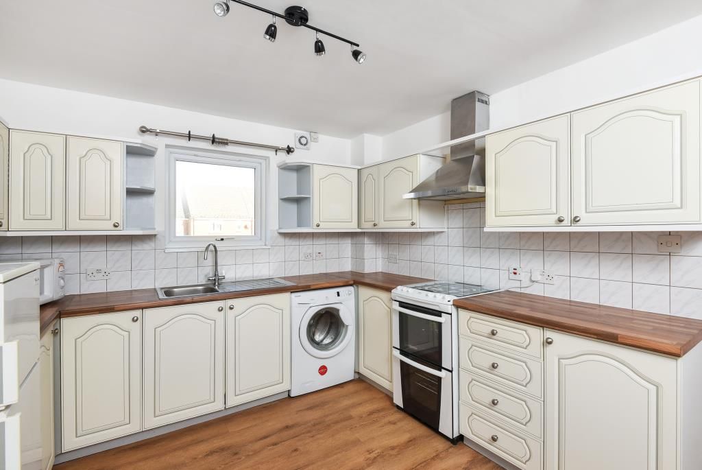 2 bed flat to rent in Didcot Oxfordshire, Didcot OX11 - Zoopla
