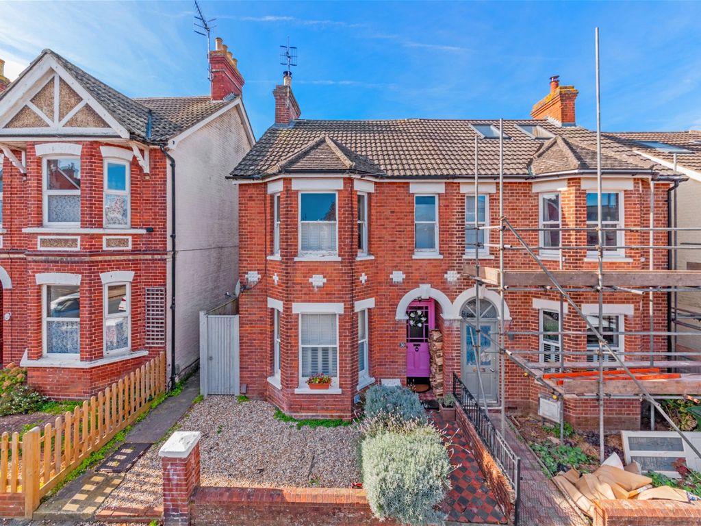 3 Bed Semi Detached House For Sale In Prospect Road Southborough
