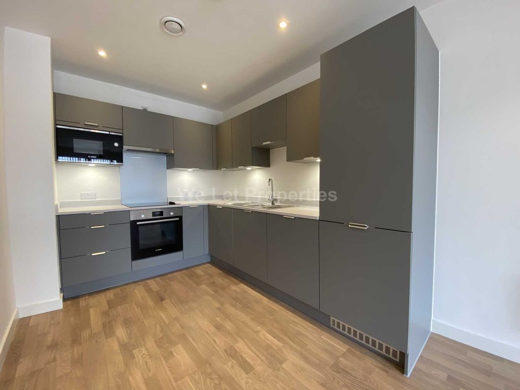 1 bed flat to rent in Lockgate Mews, City Centre M4 - Zoopla