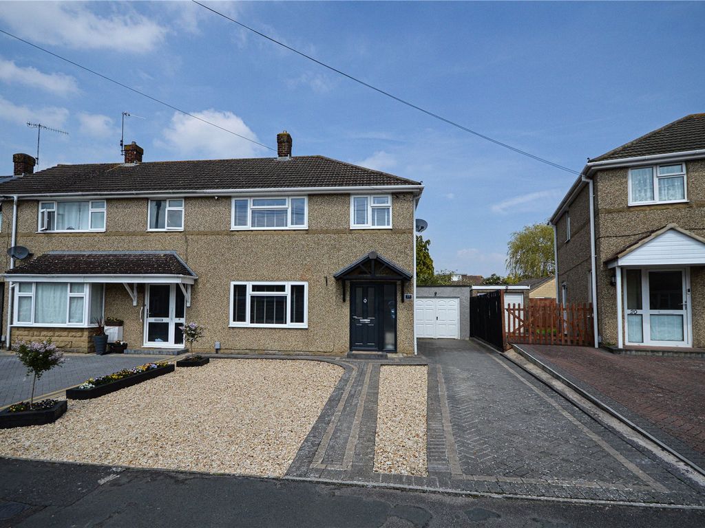 3 Bed End Terrace House For Sale In Watling Close Rodbourne Swindon