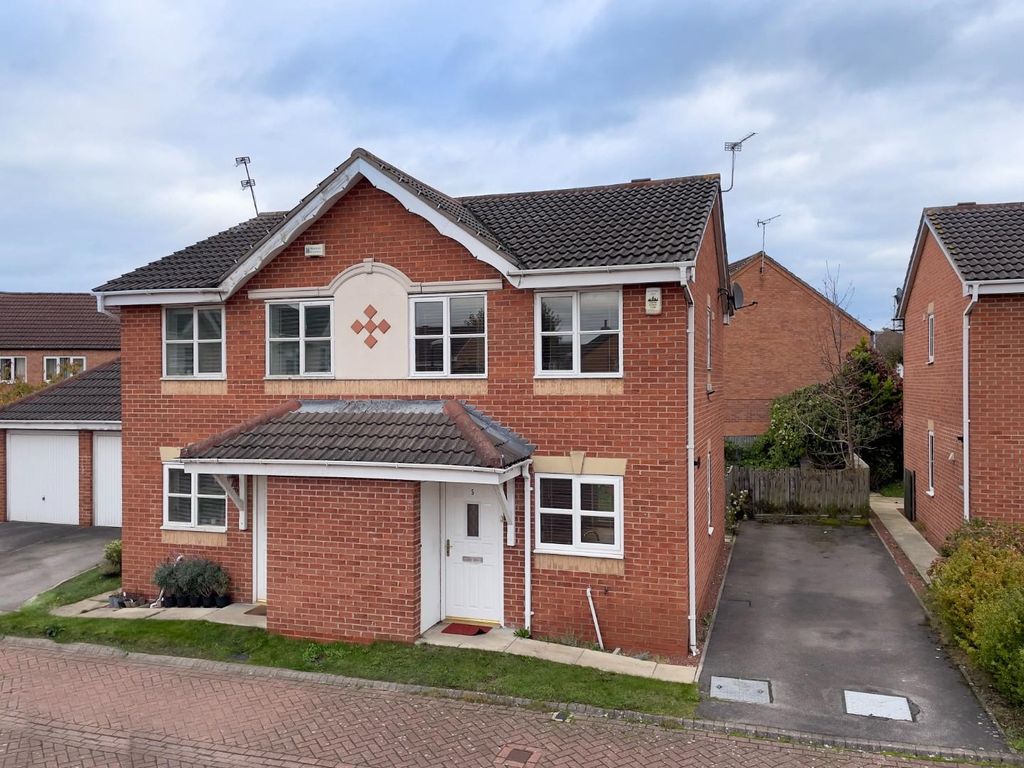 2 bed semi-detached house for sale in Lockyer Close, York YO30 - Zoopla