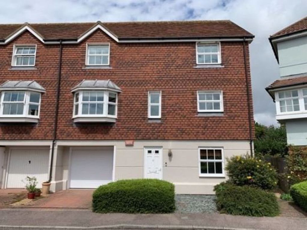 4 bed property to rent in Bridge Close, Sandwich CT13 - Zoopla