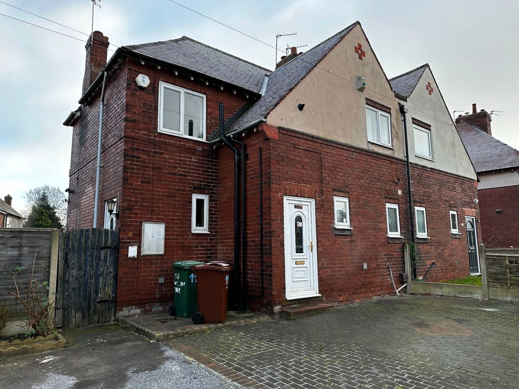 3 Bed Semi Detached House To Rent In Willow Park Pontefract Wf8 £850