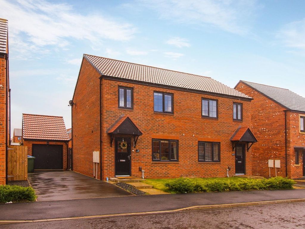 3 Bed Semi Detached House For Sale In Coningsby Crescent St Nicholas