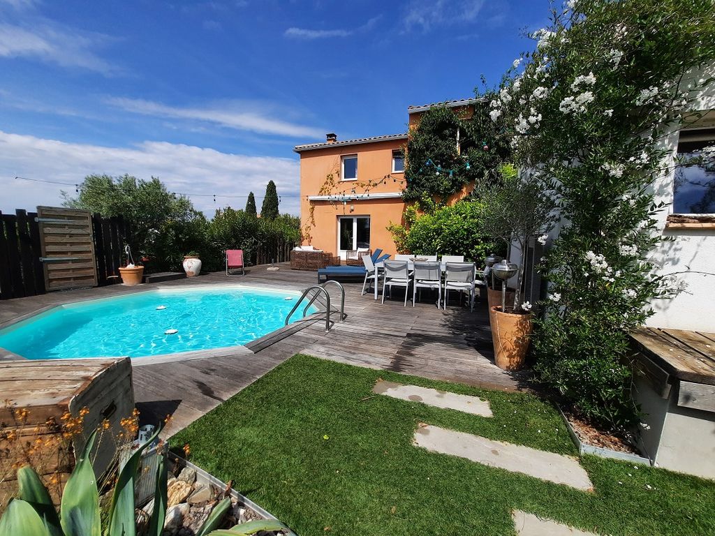 4 bed villa for sale in Cazouls-Les-Beziers, Languedoc-Roussillon ...