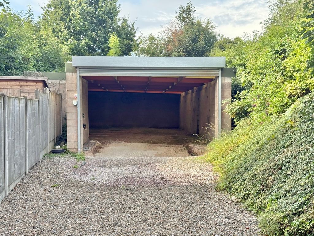 Preston Old Road, Freckleton, Preston PR4, Parking/garage for sale, £ ...