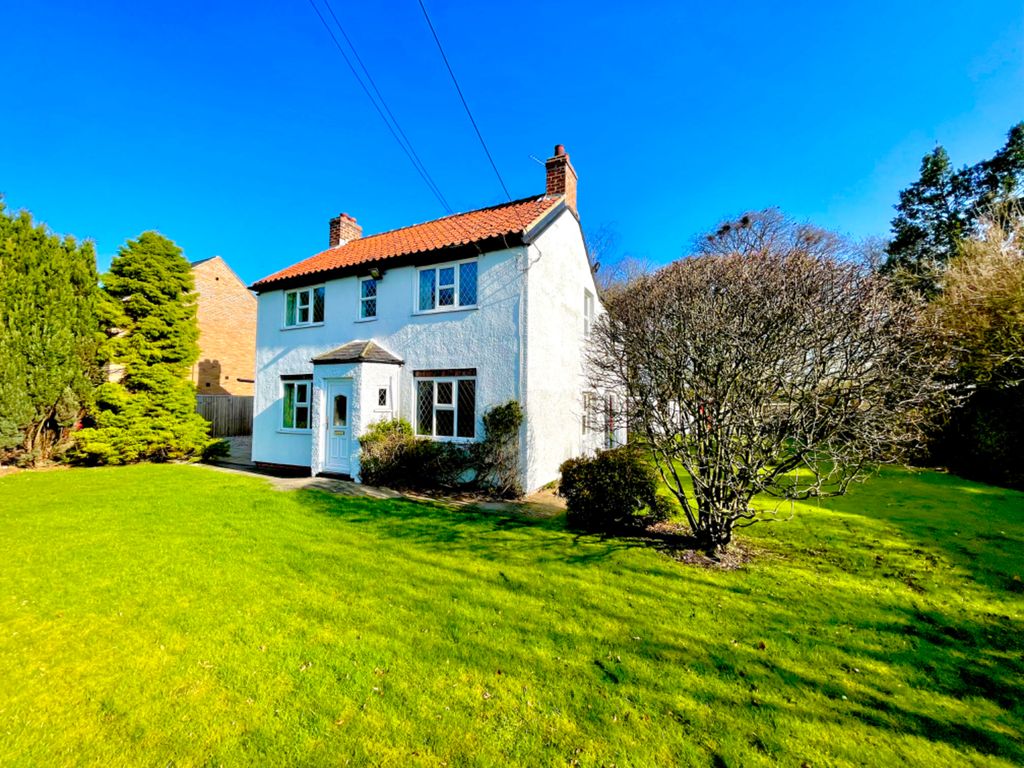 4 bed detached house for sale in Hull Road, Hemingbrough, Selby YO8 ...