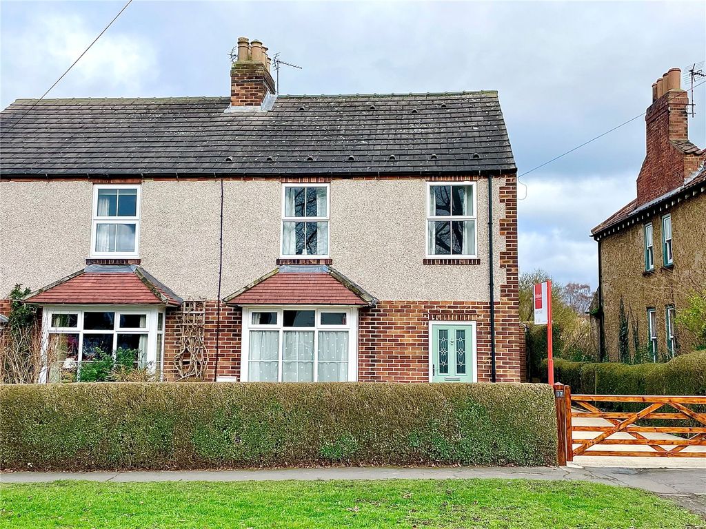 4 Bed Semi Detached House For Sale In The Green Romanby Northallerton