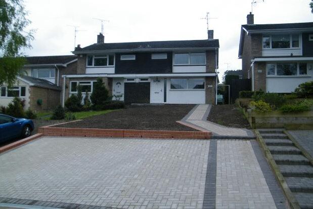 3 bed property to rent in Valley Road, Billericay CM11 - Zoopla