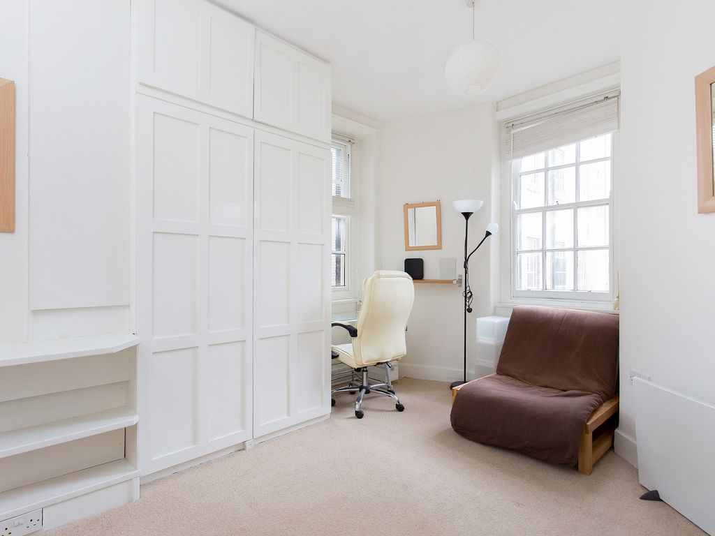 1 bed flat to rent in Hunter Street, London WC1N, £1,500 pcm - Zoopla
