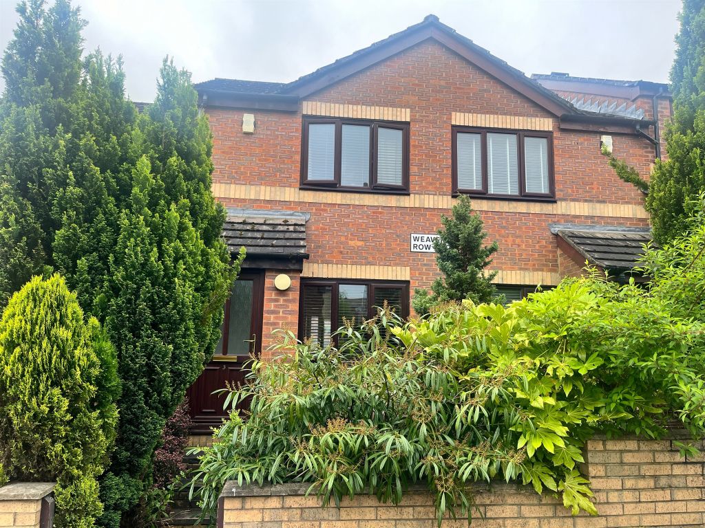 2 Bed Terraced House For Sale In Weavers Row Pudsey Ls28 £200 000