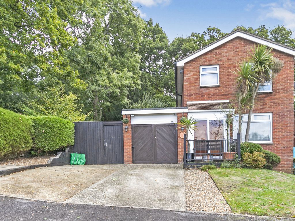 3 bed detached house for sale in The Mount, Ringwood BH24 - Zoopla