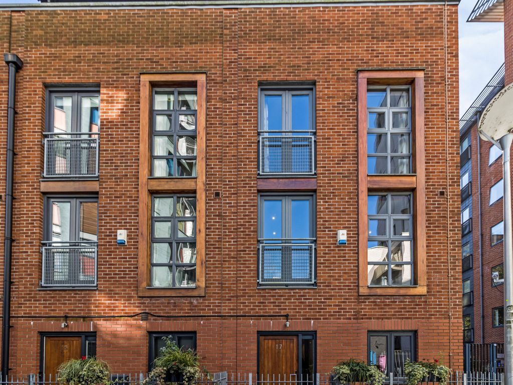 4 bed end terrace house for sale in River Street, Manchester M1, £ ...