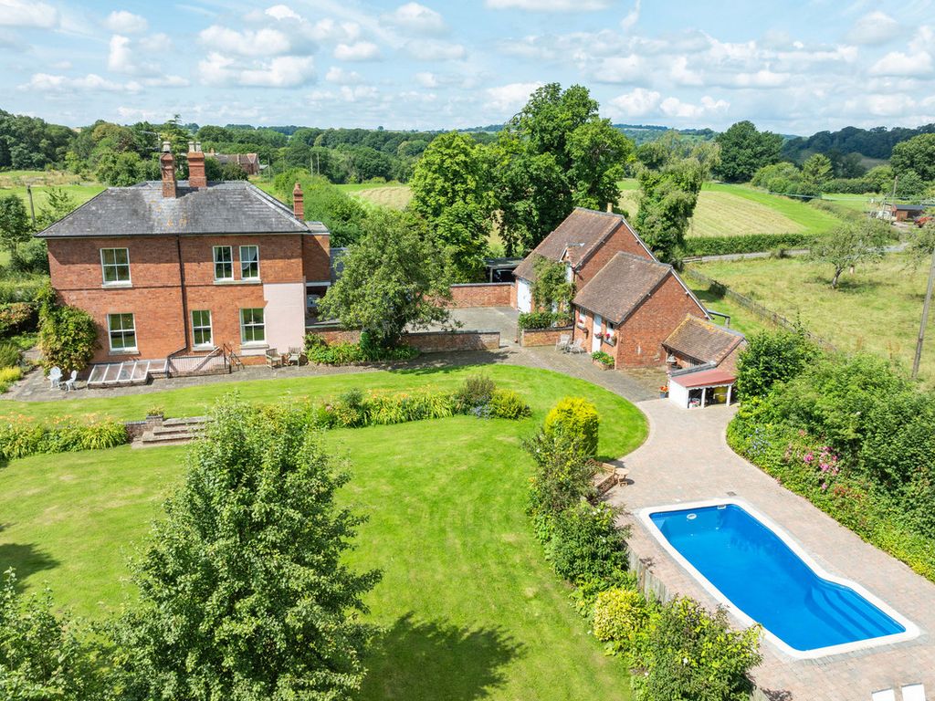 5 bed country house for sale in Suckley Road Knightwick, Worcestershire ...