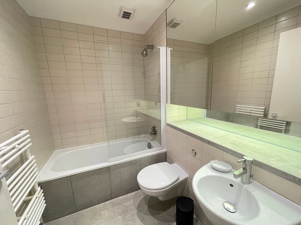 1 bed flat to rent in Great Turnstile, Holborn, London WC1V, £2,500 pcm ...