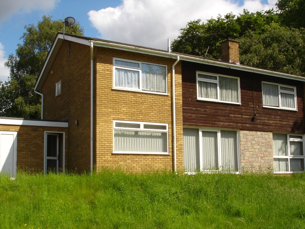 4 bed detached house to rent in Church Street, Lower Gornal DY3 - Zoopla