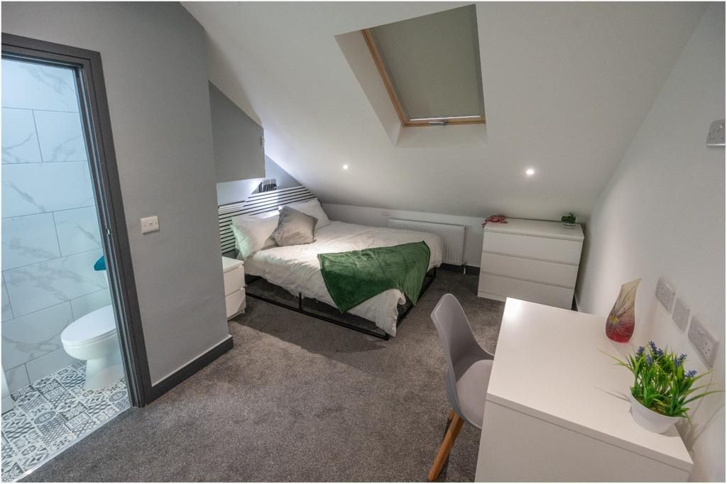 6 bed terraced house to rent in Gulson Road, Coventry CV1, £675 pcm ...