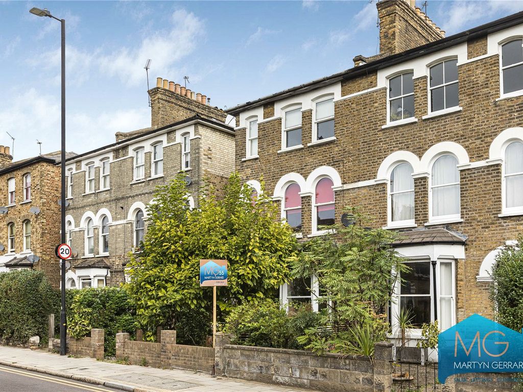 2 bed flat for sale in Park Road, London N8, £700,000 - Zoopla