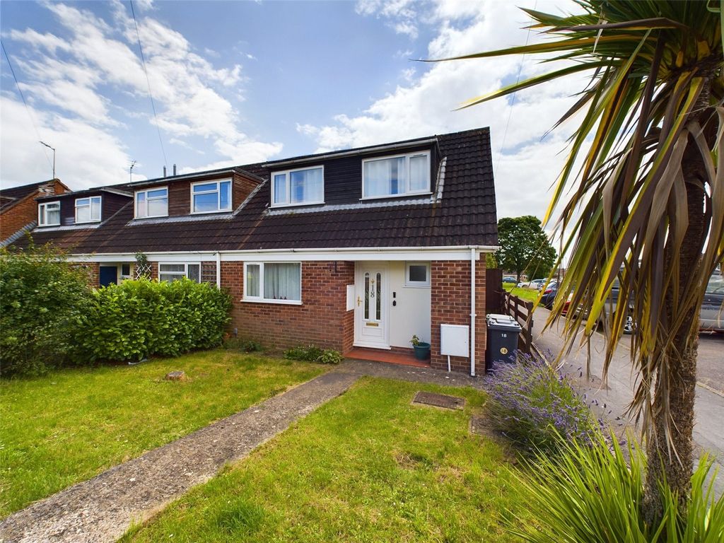 2 Bed End Terrace House For Sale In Darell Close Quedgeley Gloucester