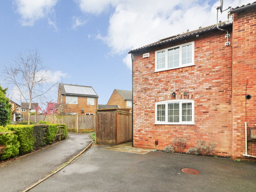 2 bed end terrace house for sale in Falcon Way, Ashford TN23, £259,000 ...