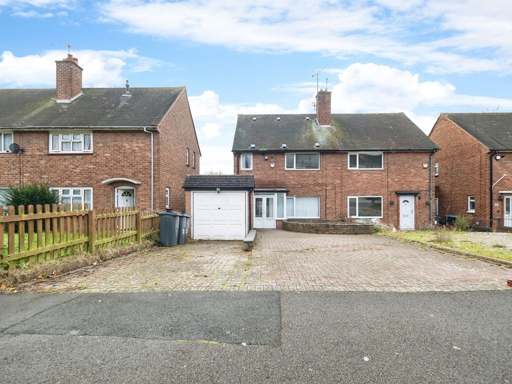 3 Bed Semi Detached House For Sale In Caddick Road Great Barr
