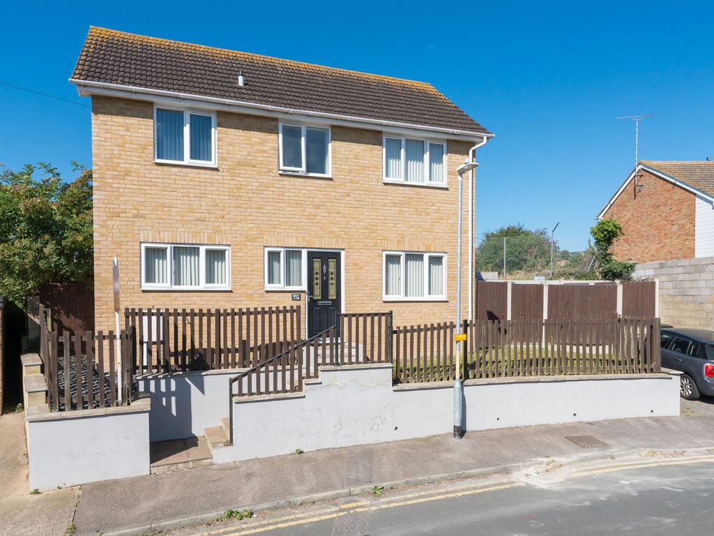 2 bed detached house for sale in Fairfield Road, Ramsgate CT11, £ ...
