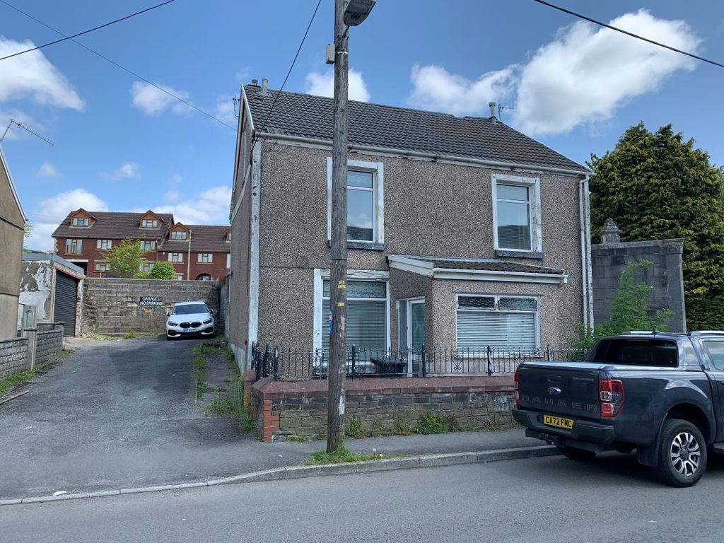 3 Bed Detached House For Sale In 6 Pantyscallog Pant Road Merthyr
