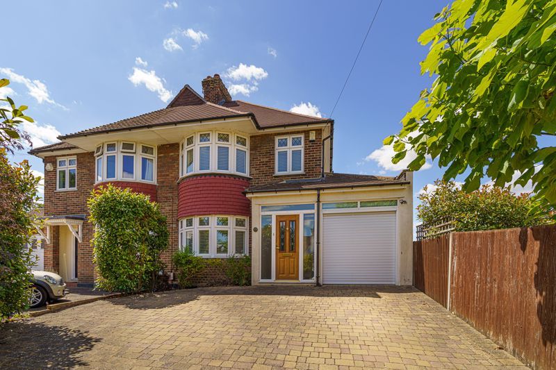 3 Bed Semi Detached House For Sale In High Beeches Chelsfield