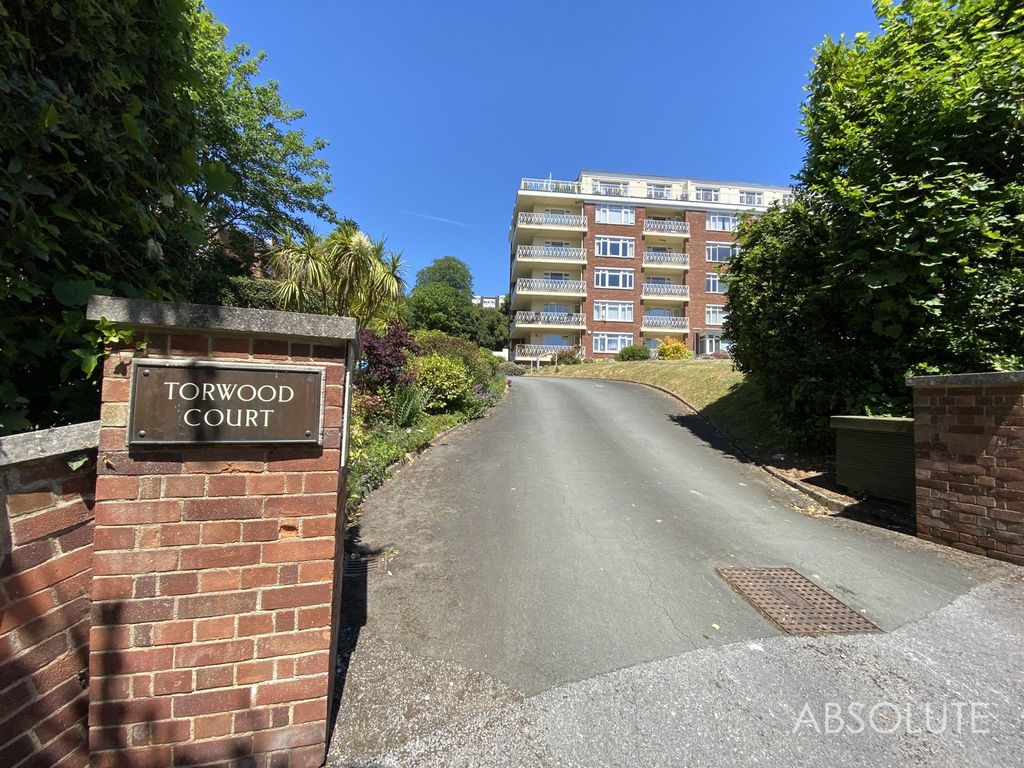 2 bed flat to rent in Old Torwood Road, Torwood Court Old Torwood Road ...