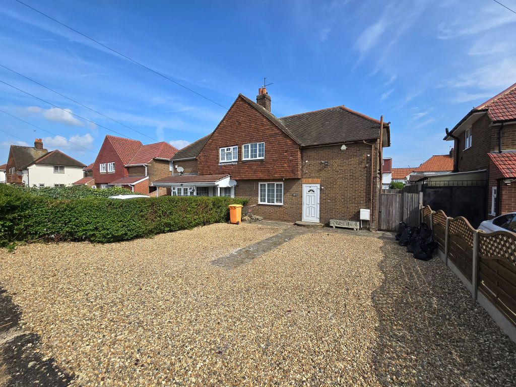 3 bed semi-detached house to rent in Hunters Grove, Hayes UB3, £2,500 ...