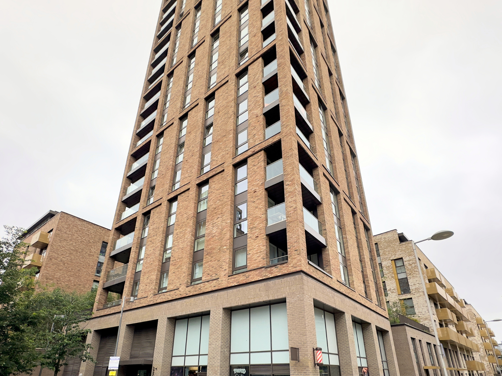2 bed flat to rent in Oslo Tower, Naomi Street SE8, £2,648 pcm - Zoopla