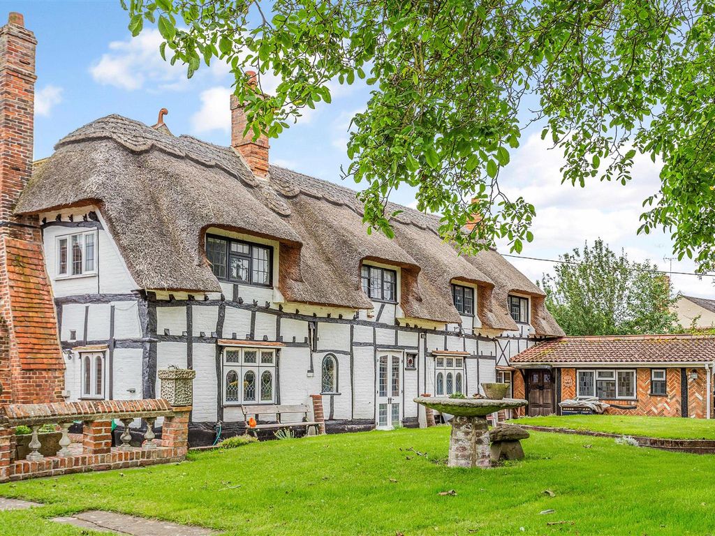 5 bed cottage for sale in School Lane, Weston Turville, Aylesbury HP22 ...