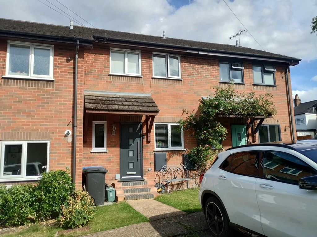 2 bed property for sale in Princes Court, Boxmoor HP3 - Zoopla