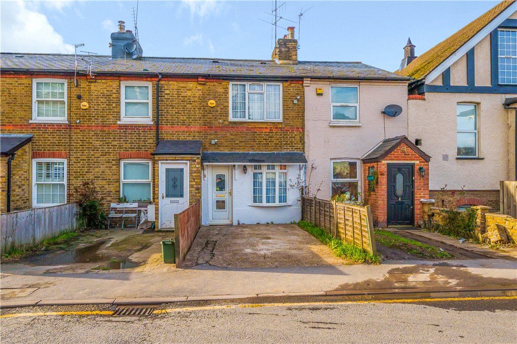 2 Bed Terraced House For Sale In Trout Road Yiewsley West Drayton Ub7